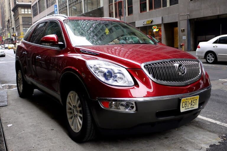 What Are the Differences Between the Buick Envista and the Buick Encore GX?