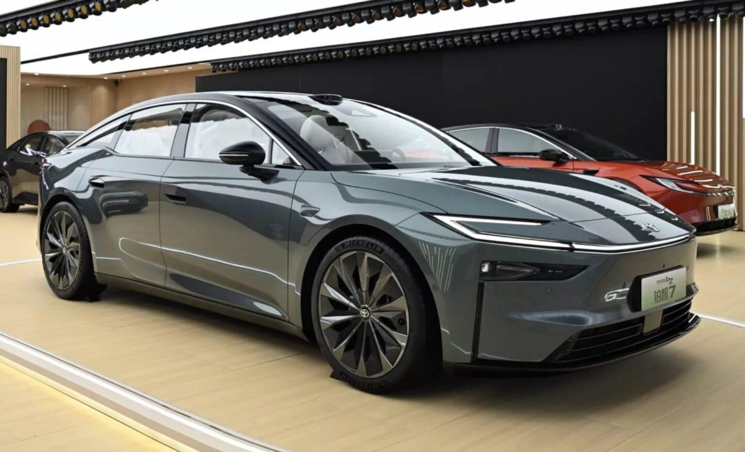 [VIDEO] One Direction Drive a Toyota in a Toyota Commercial