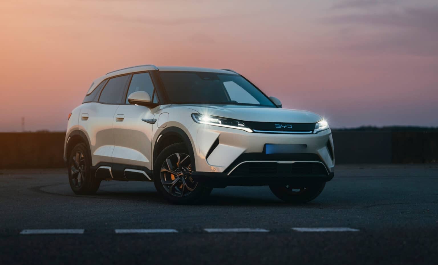 BYD Surpasses Tesla Again: The Battle for EV Supremacy Heats Up