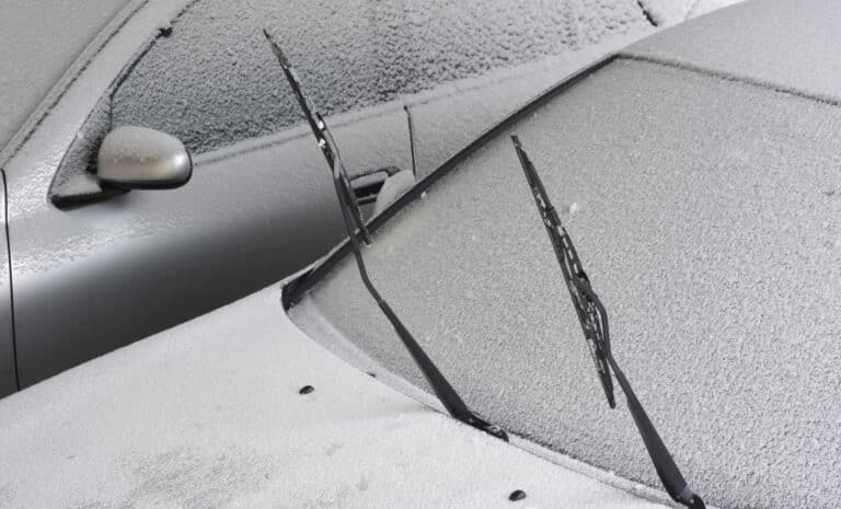 Should You Leave Your Windshield Wipers Up Before a Snowstorm? Here’s ...