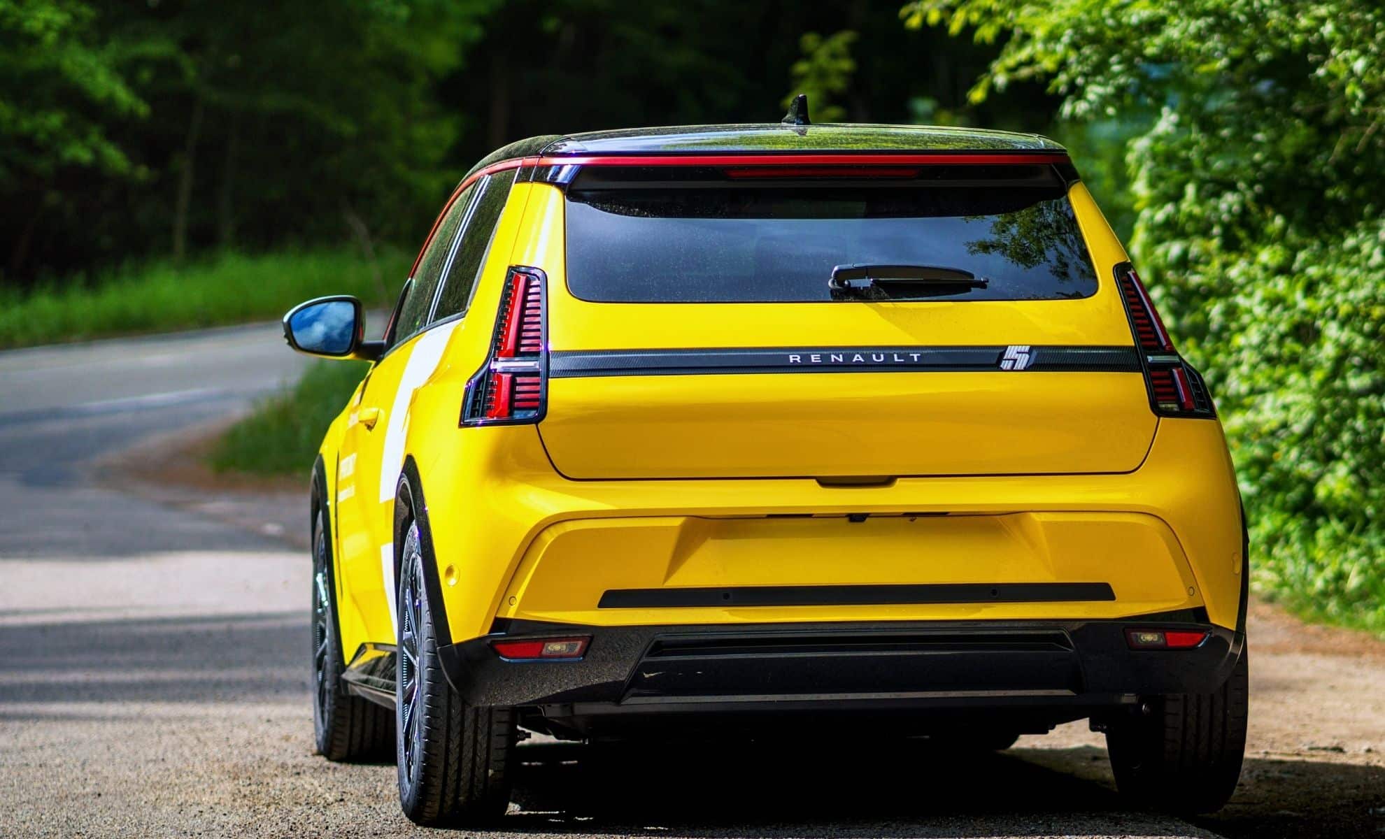 Tesla’s Reign Ends? Two New EVs Shake Up Europe’s Top 10