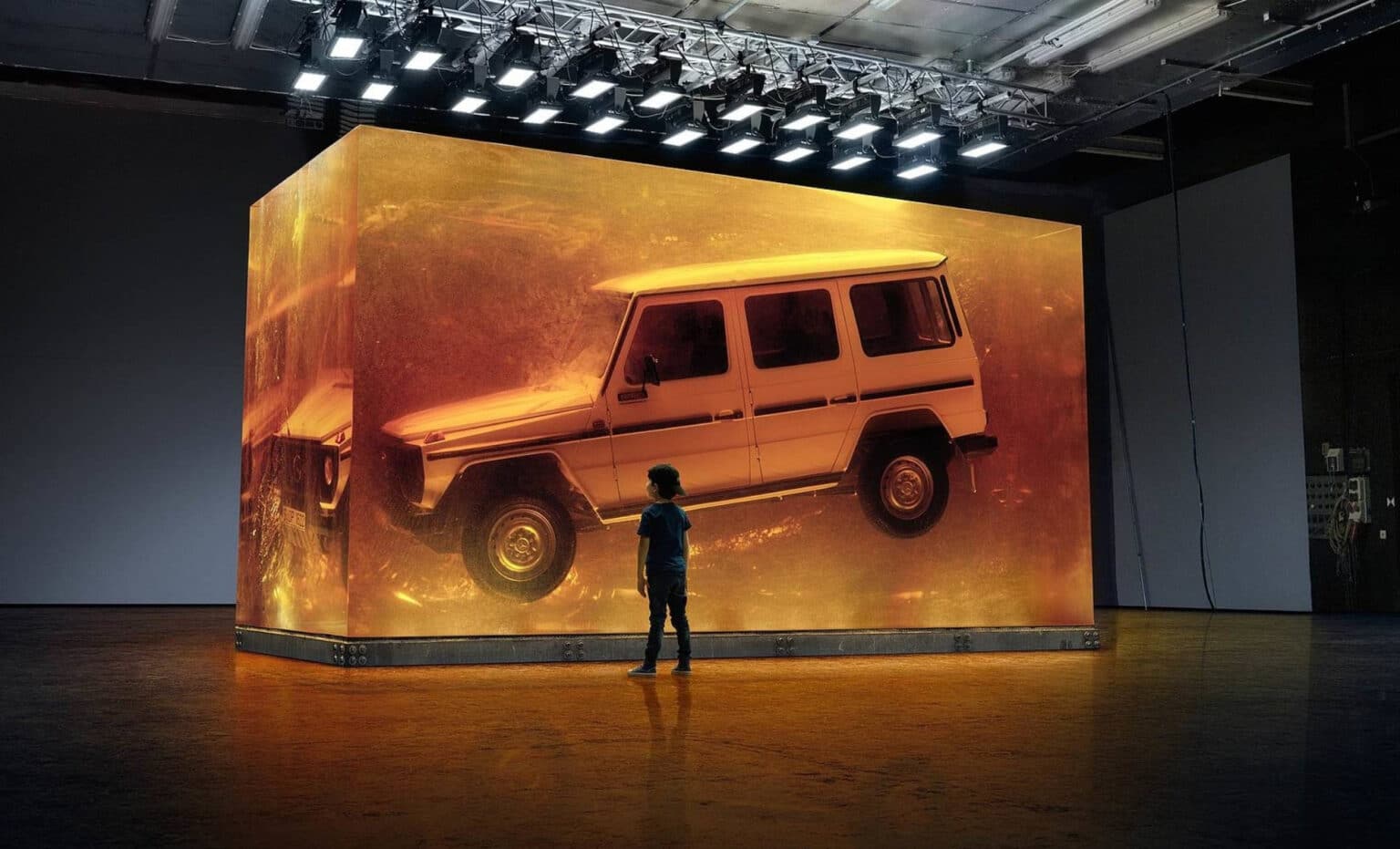 Mercedes-Benz Turned A 1979 G-Class Into An Automotive Fossil By ...