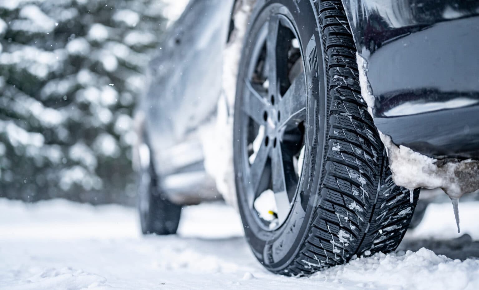 Snow Chains Vs. Snow Socks Vs. Winter Tires: What Should You Choose For ...