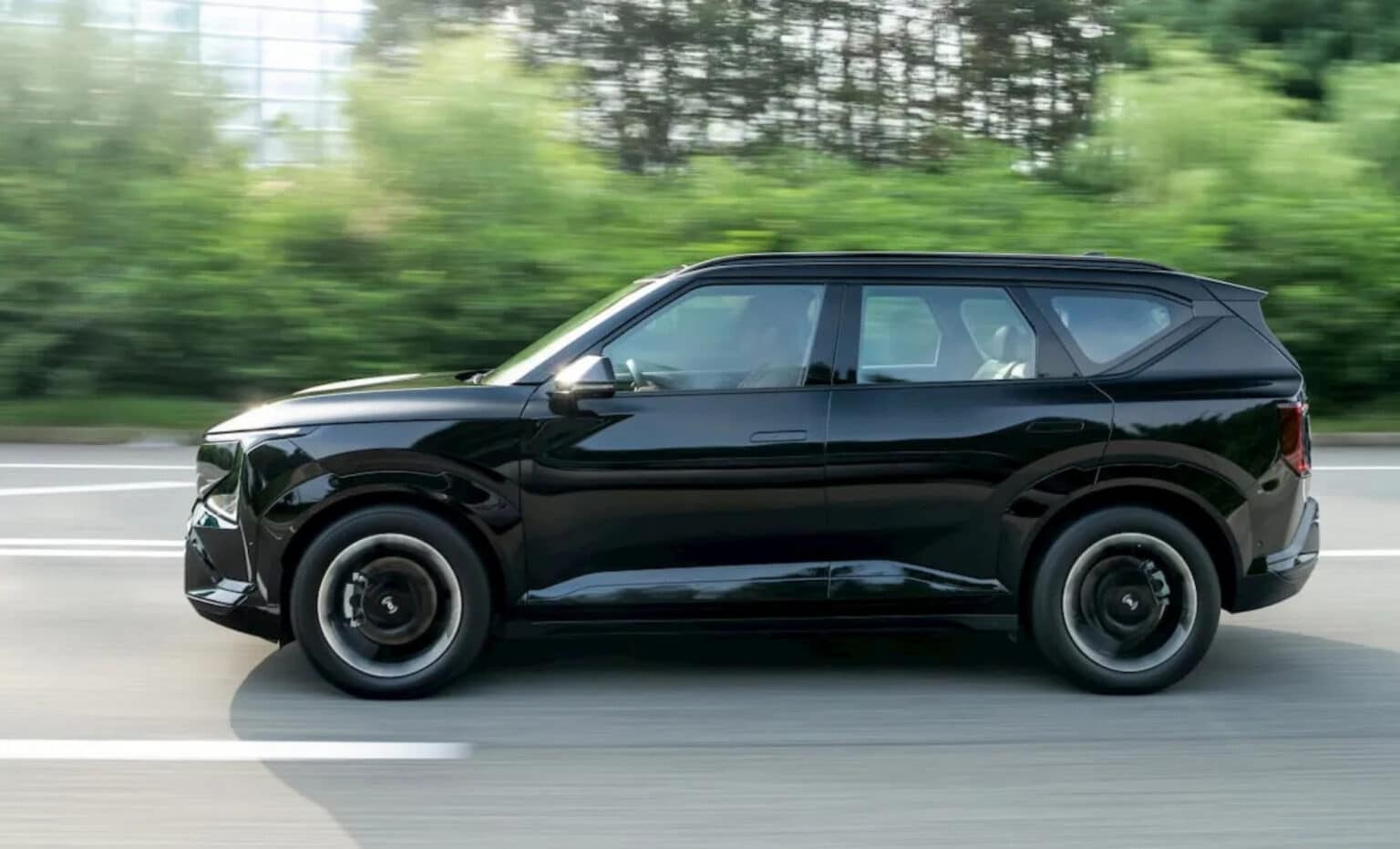 Kia Updates Its EV5 SUV with Major Interior and Exterior Changes Ahead ...