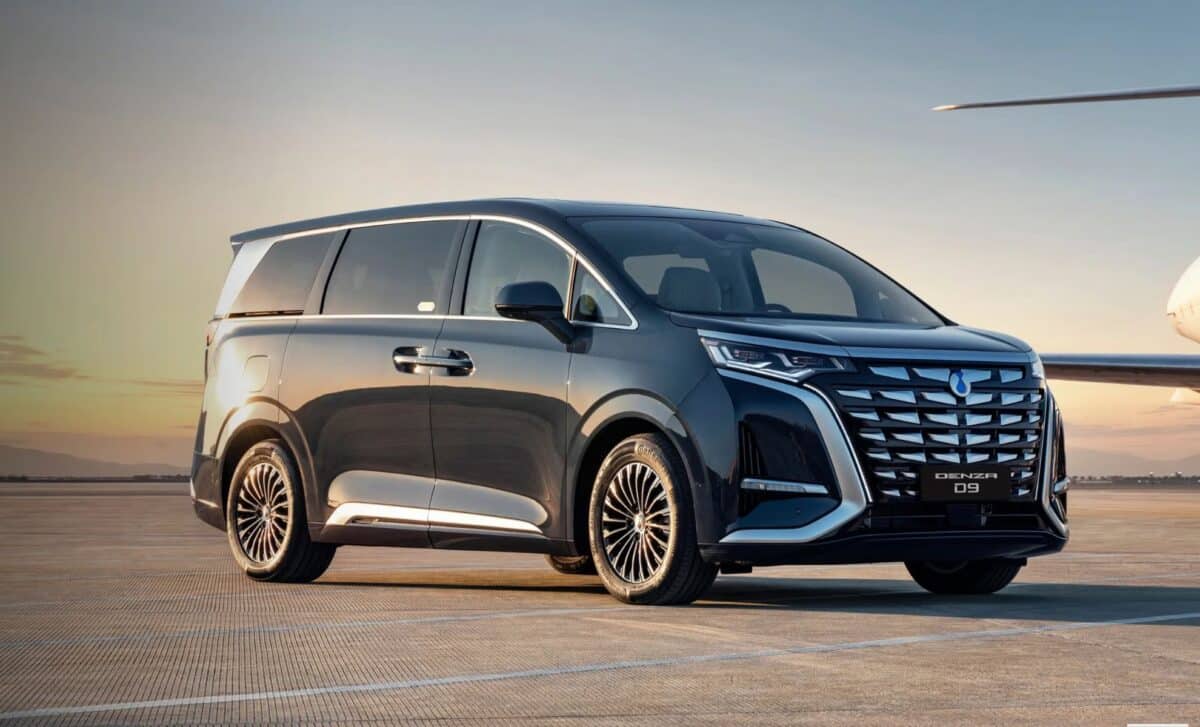 These Asian Electric Minivans Are Redefining Luxury, Rivalling Rolls-Royce