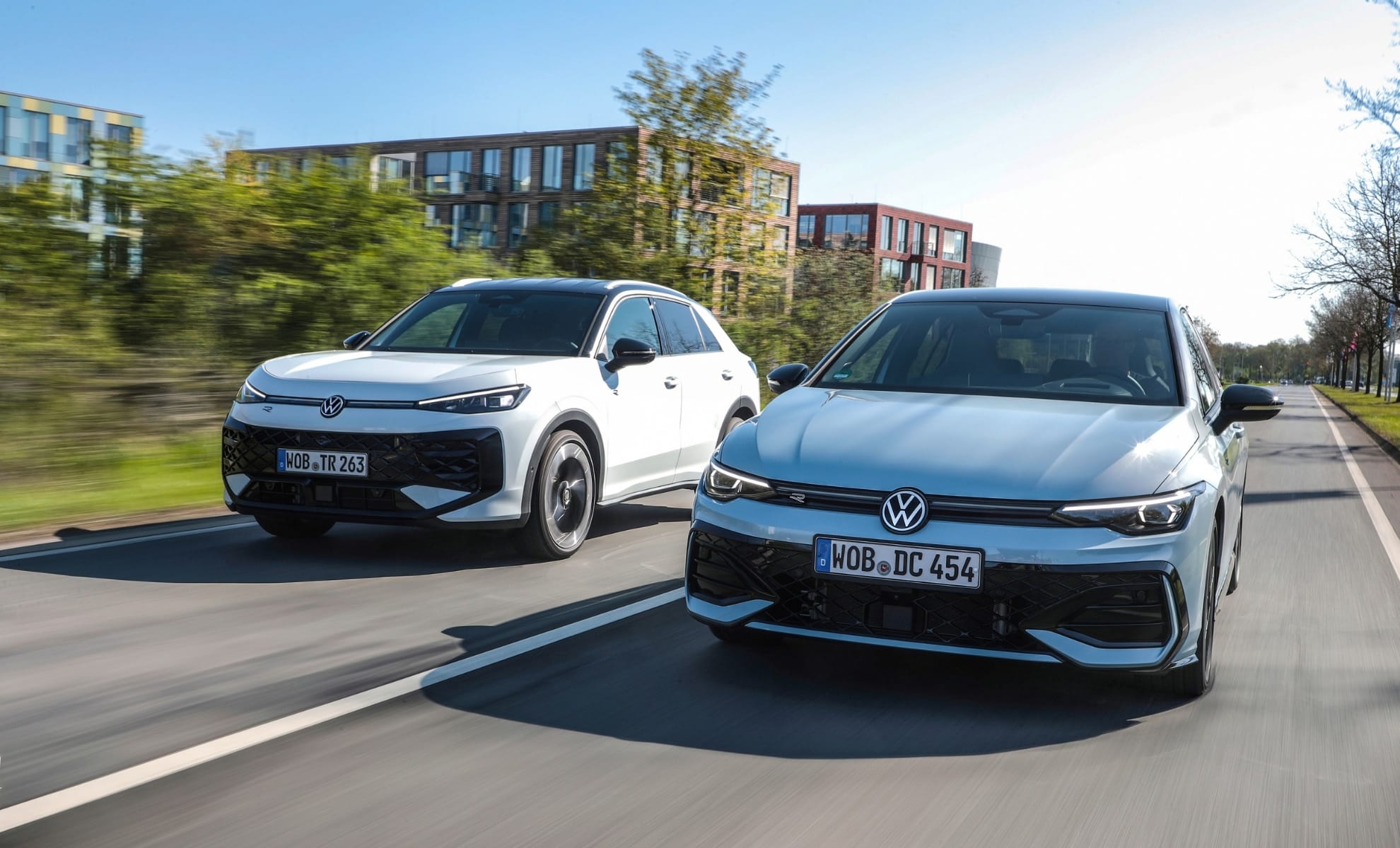 Volkswagen Transforms Its Combustion Engine Into a Full Hybrid System ...