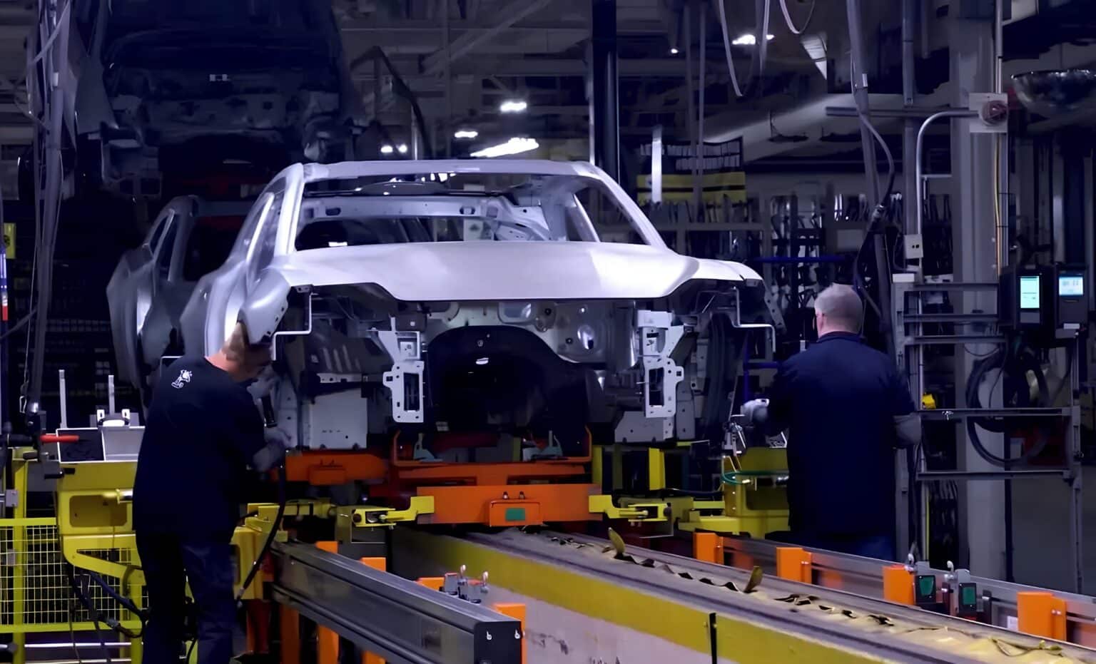 Carl Hartley's experience raises concerns over Bugatti maintenance ...