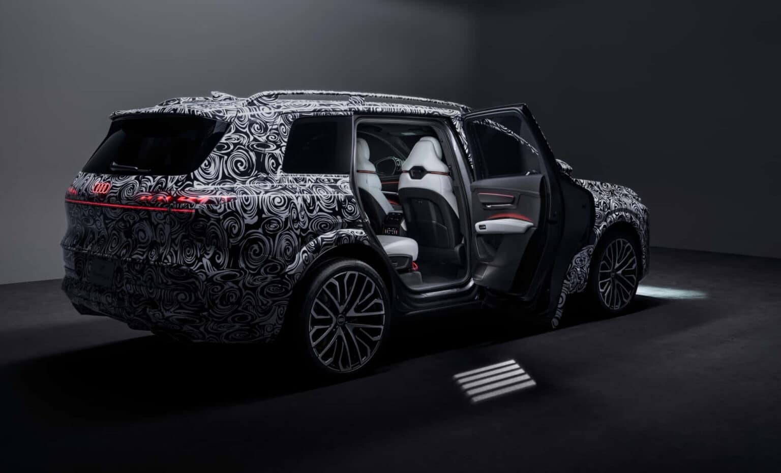 The 2027 Audi Q7 Appears in a First Teaser as Audi Prepares Its New SUV ...