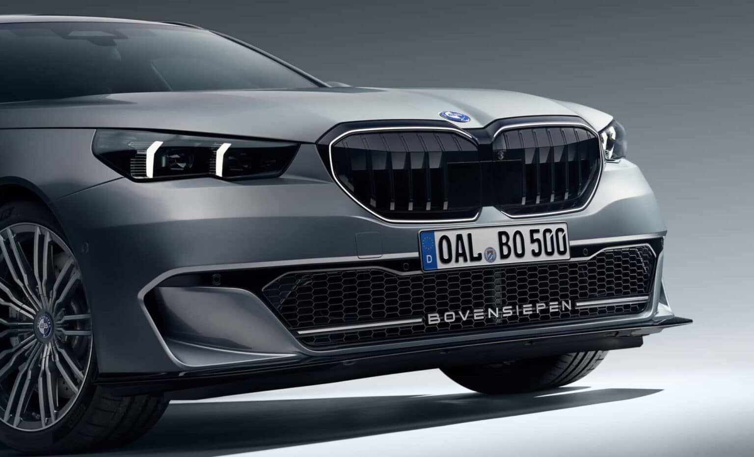 BMW’s M5 Touring Gets a Sophisticated New Identity from the Family ...