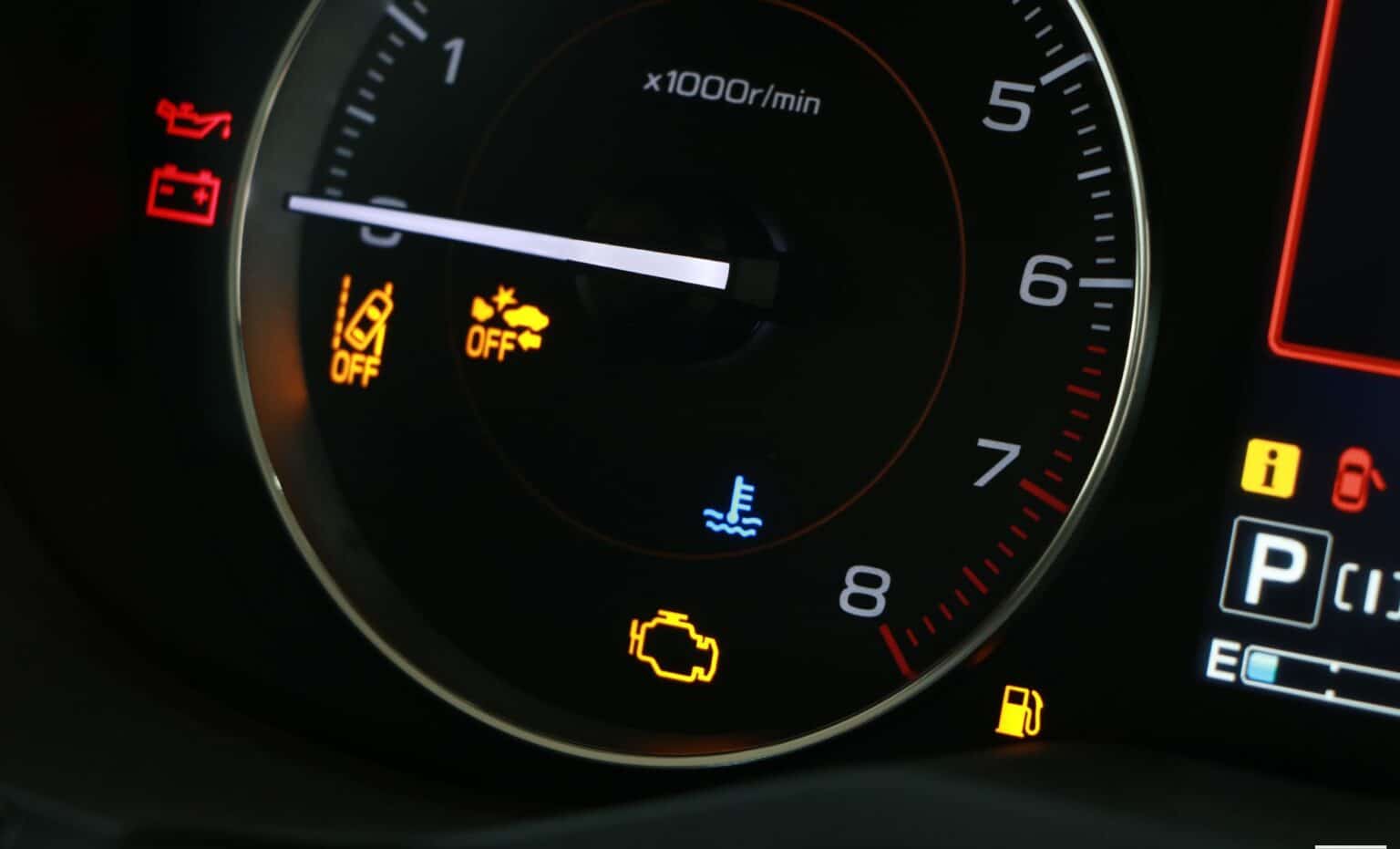 This Small Dashboard Light Can Signal Anything From a Loose Gas Cap to ...